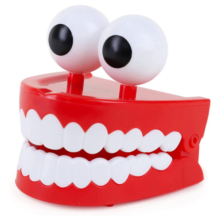 Wind Up Chattering Teeth - Toyland