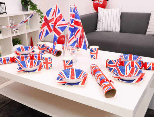Pack of 10 Union Jack Paper Plates - His Majesty King Charles The III ...