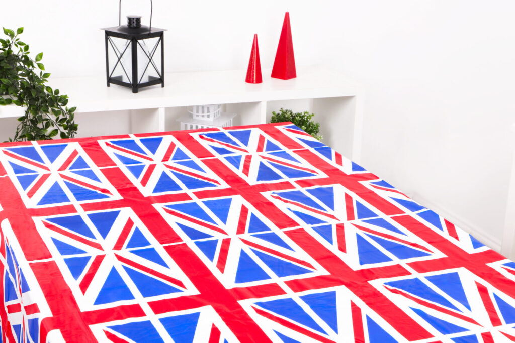 Union Jack Printed Table Cloth - 135cm x 173cm - His Majesty King ...