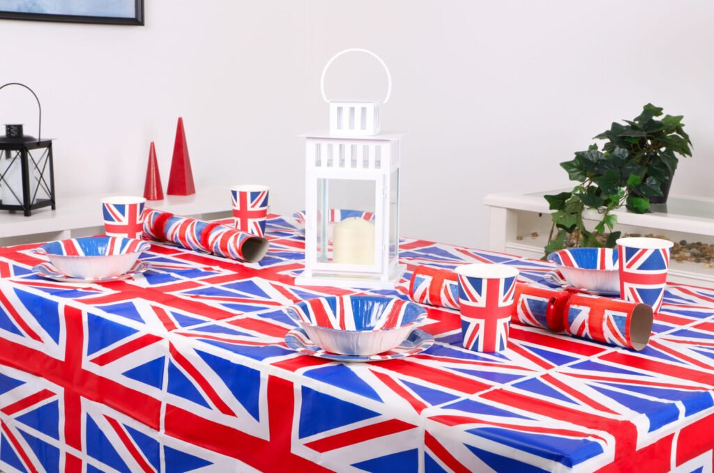 Union Jack Printed Table Cloth - 135cm x 173cm - His Majesty King ...